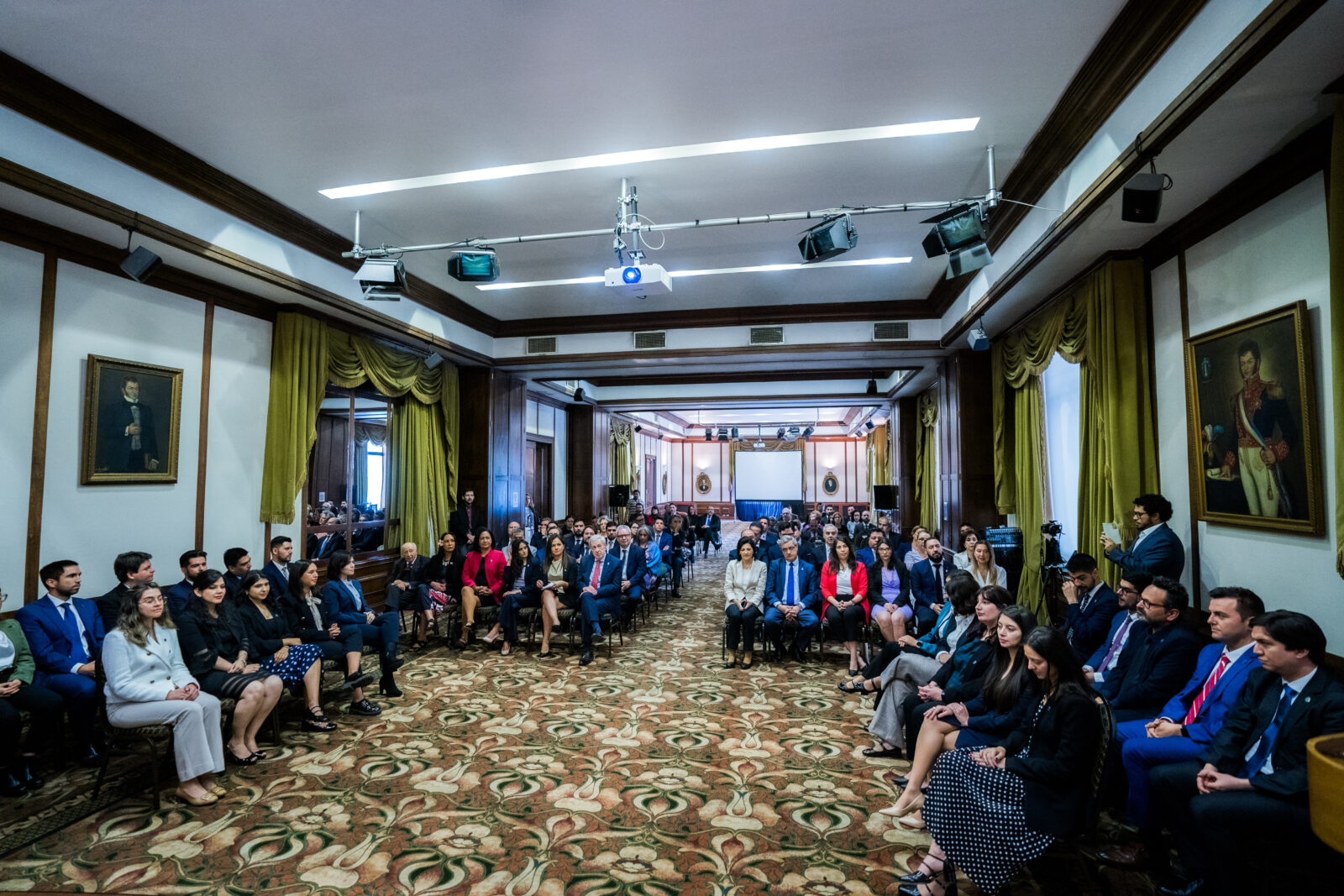 Inauguración del Año Académico Promoción 2024-2025 de la Academia ...